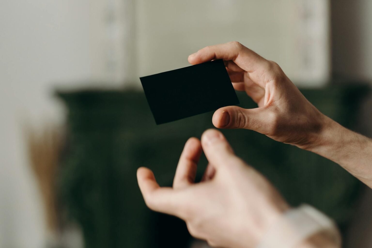 Holographic Business Cards: When Shine Makes Sense - Printshop by Paperlust
